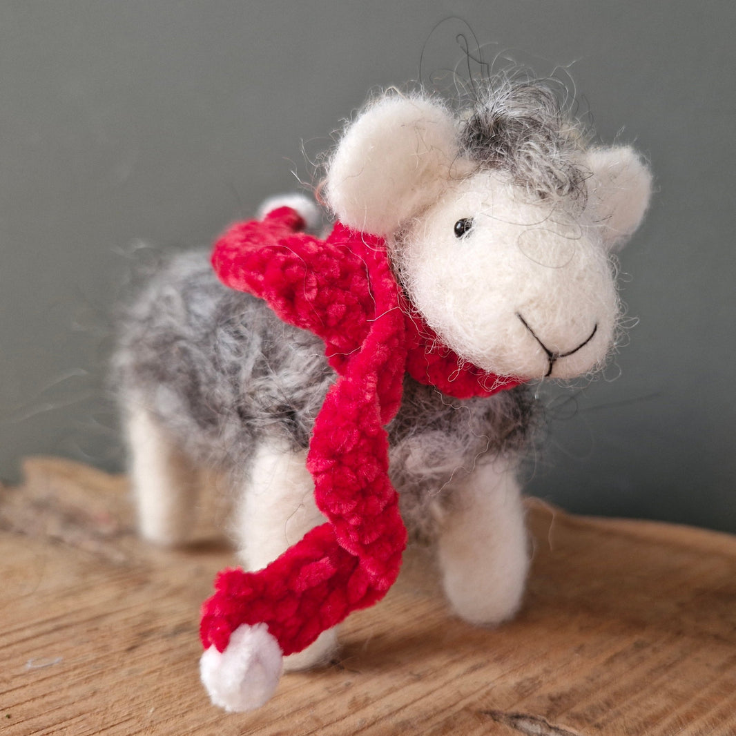 The Wool Family: needle felting made easy – The wool family